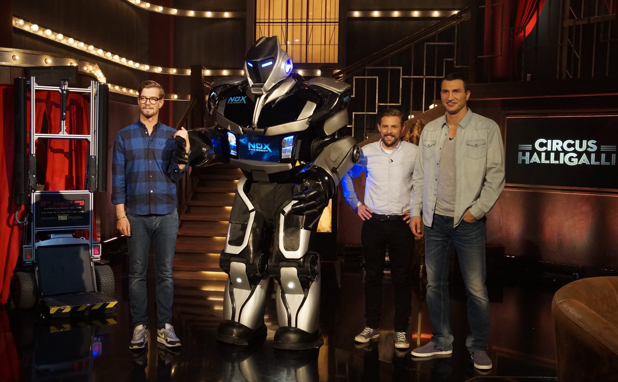 Live Show Act - NOX Robots